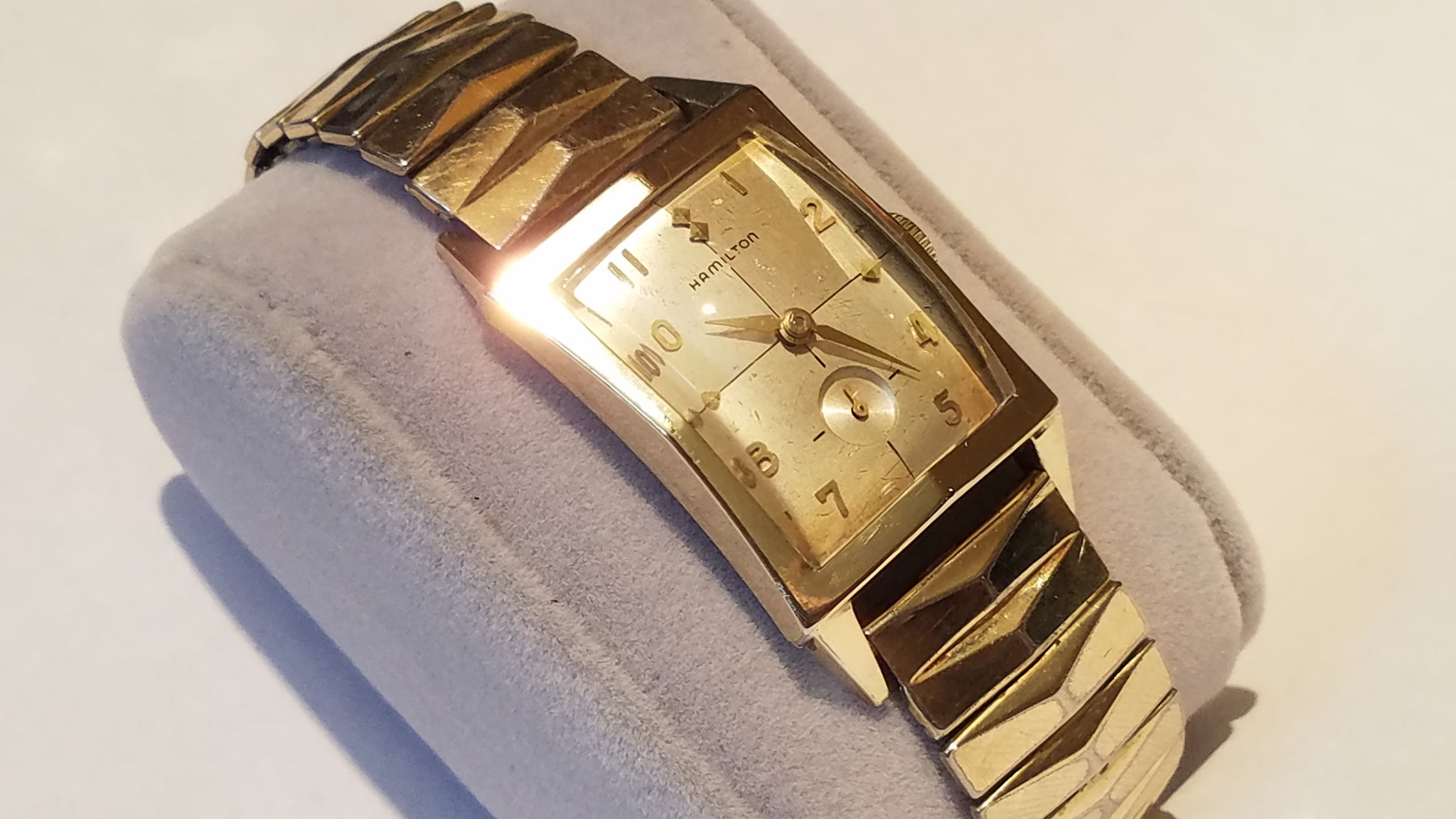 1955 Hamilton Errol – Wolfe Vintage Watches